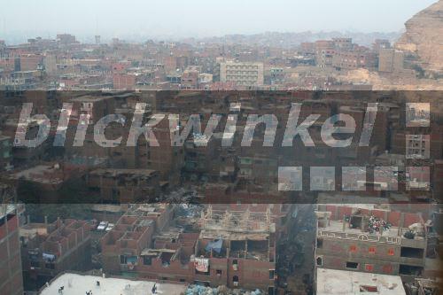 blickwinkel - Slum, Strassenszene in Cairo, rubbish quarter, Aegypten ...