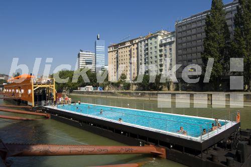 blickwinkel - Wien, Badeschiff Donaukanal, Oesterreich, Wien ...