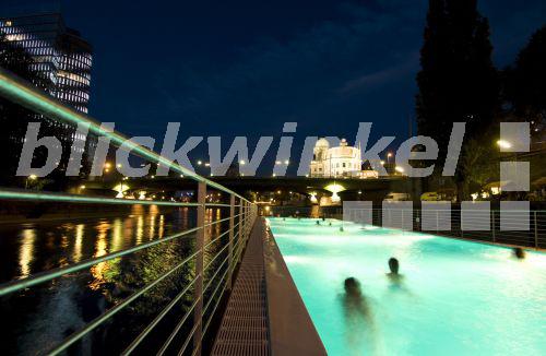 blickwinkel - Wien, Badeschiff Donaukanal, Oesterreich, Wien ...