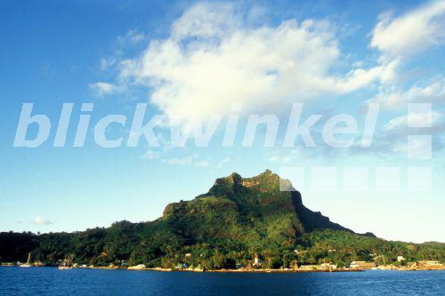 blickwinkel - Erloschener Vulkan Maupiti, Franzoesisch-Polynesien ...