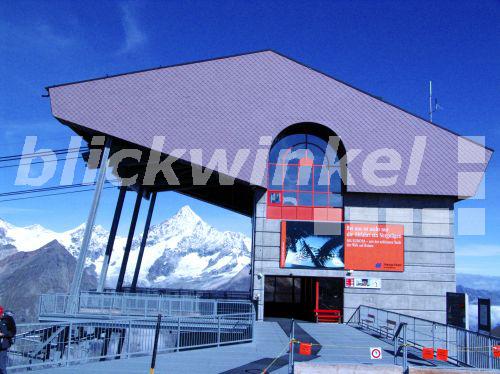 blickwinkel - Rothornbahn-Bergstation mit dem Weisshorn, Schweiz ...