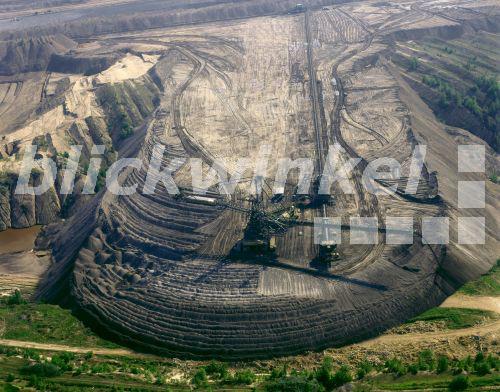 blickwinkel - Braunkohle-Abbau zwischen Zwenkau und Markkleeberg bei ...
