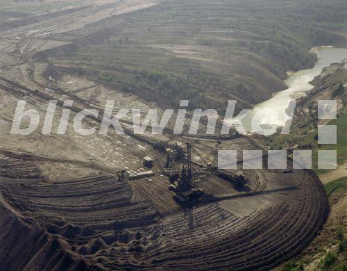 blickwinkel - Braunkohle-Abbau zwischen Zwenkau und Markkleeberg bei ...