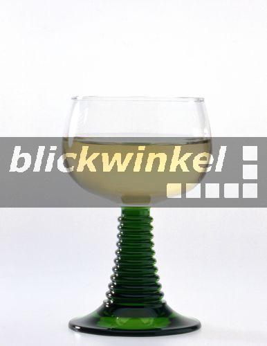 blickwinkel - Glas Weisswein - glass of white wine - allOver/TPH