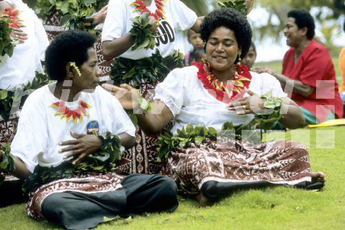 blickwinkel - Frauen von den Cook Islands, Cook Inseln - women of the ...