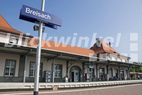 blickwinkel - Bahnhof, Deutschland, Baden-Wuerttemberg, Breisach ...