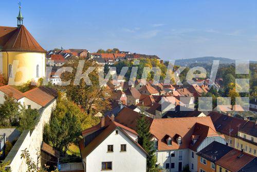 blickwinkel - Blick vom Schloss ueber die historische Stadt Sulzbach ...
