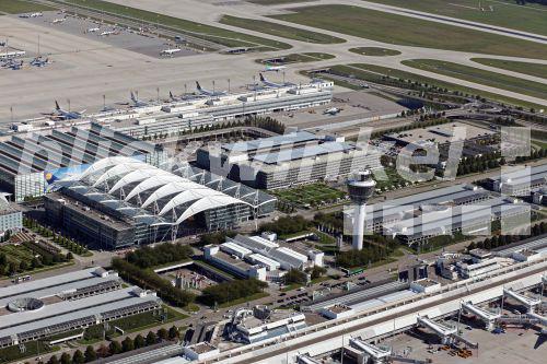 blickwinkel - Flughafen Muenchen, Zentralbereich, 10.09.2011, Luftbild ...